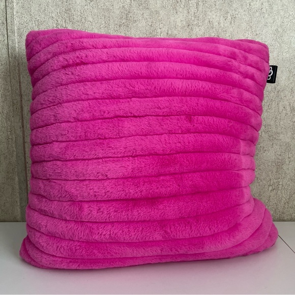 UGG | Bedding | Ugg Bright Pink Plush Fuzzy Pillow 2x20 | Poshmark